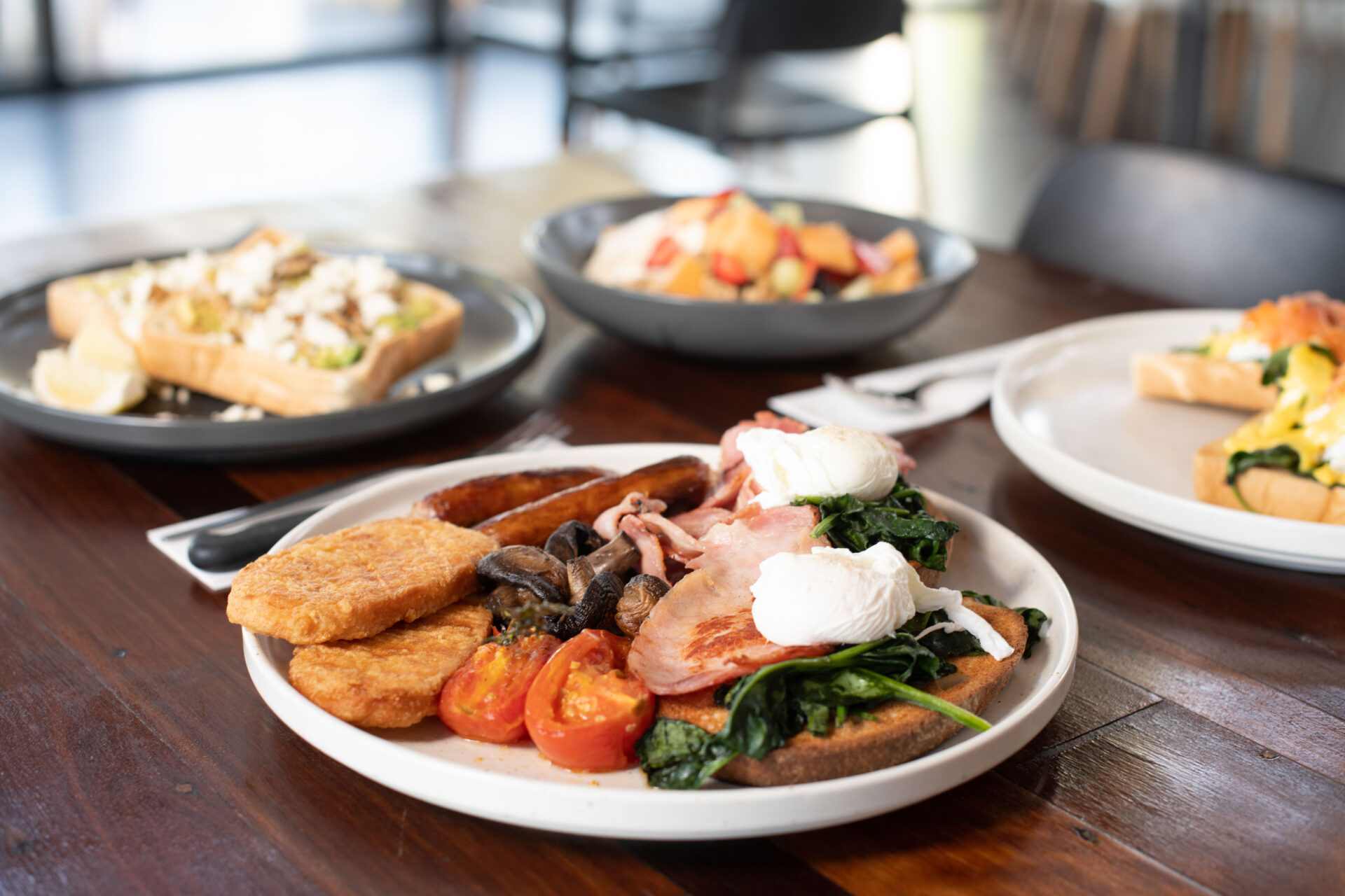 Food & Drinks - The Seabreeze Hotel | Mackay